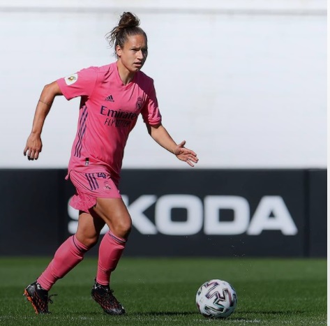 Babett Peter – PASIÓN EN BLANCO